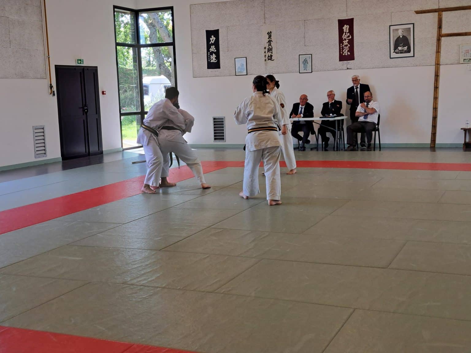 11 CANDIDATS ADMIS AU PASSAGE DE GRADE KARATE NIHON TAI JITSU LE 09 ...