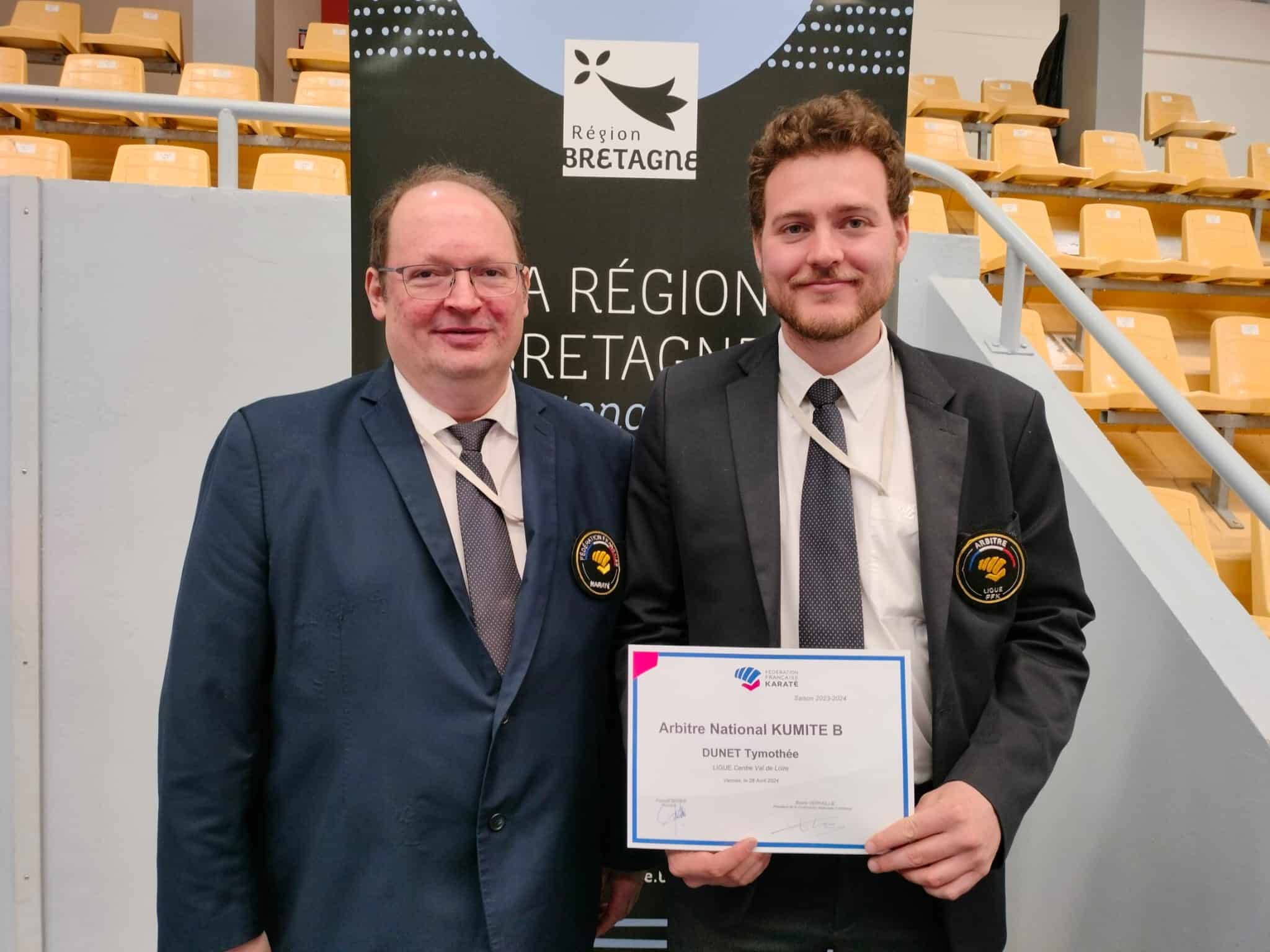 Tymothée Dunet, nouvel arbitre national Kumite - Ligue Régionale Centre ...